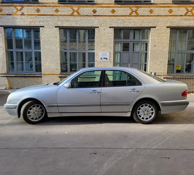 MERCEDES BENZ E 320, W210, Limousine EUR 1.709,00 - PicClick DE