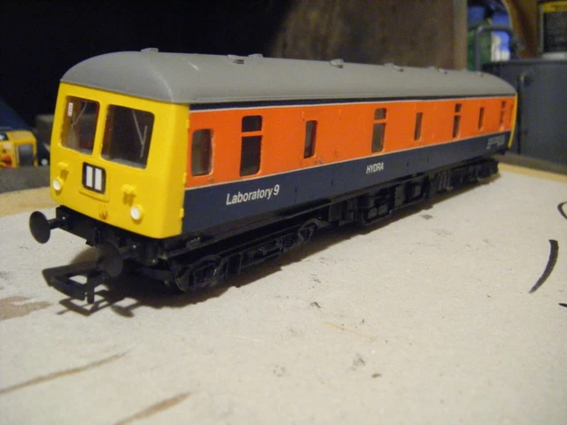 SILVER FOX MODELS kit built dmu hydra lab 9 research oo scale model ...