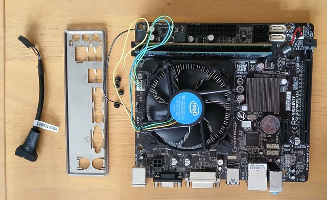 GIGABYTE GA-H81M-S2V MOTHERBOARD bundle with i5 4590s cpu,cooler and ...