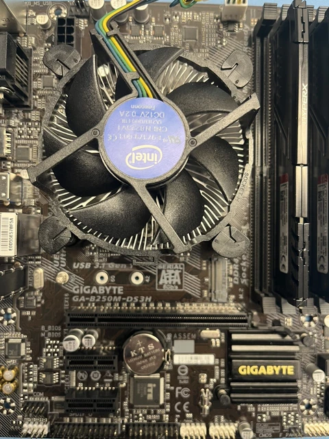 GIGABYTE B250M-DS3H MICRO ATX LGA1151 Motherboard + I3 7100 + 8GB DDR4 £30.00 - PicClick UK