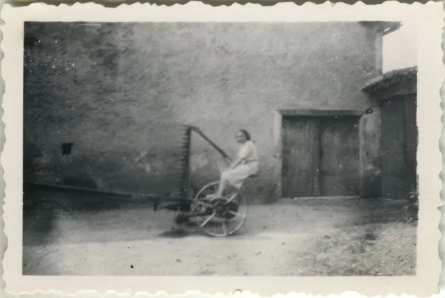 PHOTO ANCIENNE - Vintage Snapshot - Femme Agriculture Paysan Champ ... PHOTO ANCIENNE - Vintage Snapshot - Femme Agriculture Paysan Champ ...