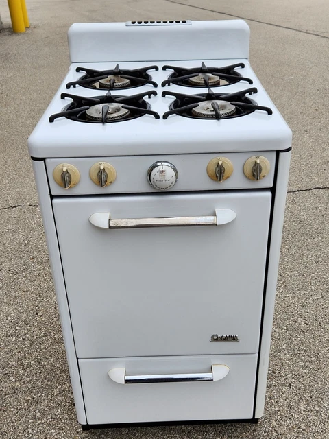 VINTAGE 20-INCH CROWN Stove White Enamel 4 burner gas stove with oven ...