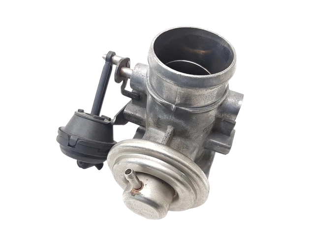 BOITIER PAPILLON D’ADMISSION EGR 074129463A 074129637B VW LT 2.5 TDI ...