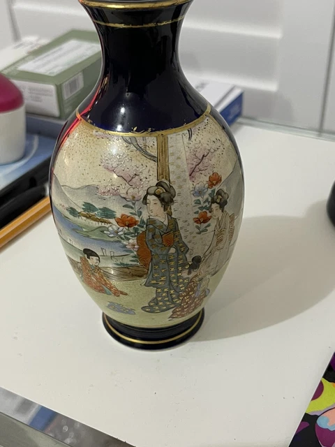 A VINTAGE SMALL Japanese Blue Ground Satsuma Pottery Vase, Hand Painted ...