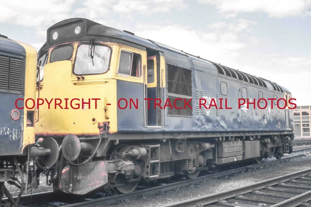 UK RAILWAY PHOTOGRAPH Of Class 27 27049. Rm27-75 £1.70 - PicClick UK