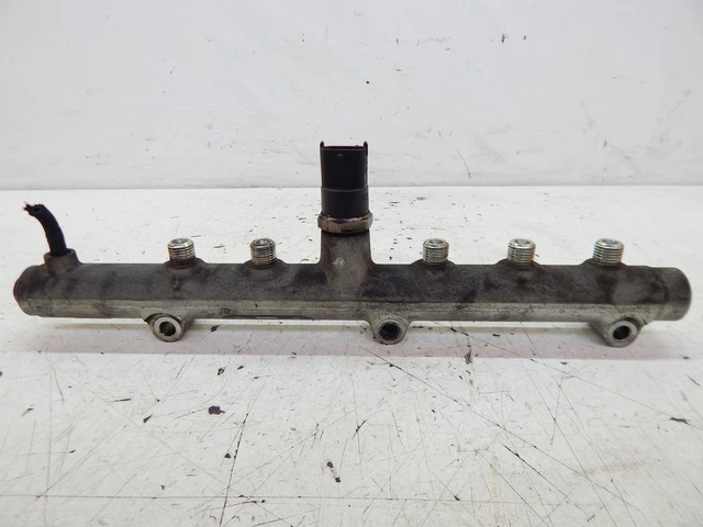 KIA SORENTO MK1 02-11 2.5 Diesel Fuel Injection Rail 314004A010 £25.00 ...