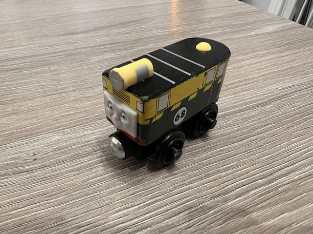 THOMAS THE TANK engine wooden trains PHILLIP £1.20 - PicClick UK