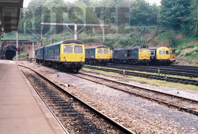 35MM COLOUR NEGATIVE British Railways DMU 54447 Class 105 c1986 £4.98 ...