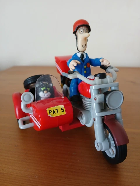 POSTMAN PAT SDS Motorbike & Sidecar with Pat And Jess Figures £10.00 ...