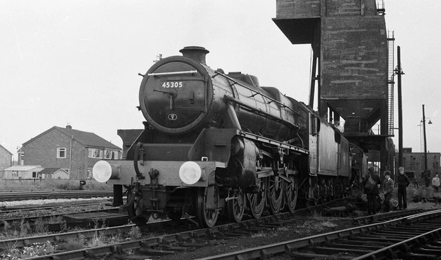 ORIG. 35MM RAILWAY Negative Black 5 45305 Lostock Hall 2 8 68 ...