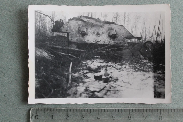 FOTO PHOTO JA WW2 WK2 Panzer tank zerstört zerschossen Schnee Beute ...