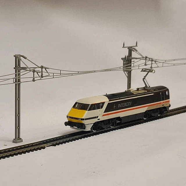MODEL RAILWAY OLE - Overhead Line Equipment 1.76 OO Gauge 1 Track RSJ ...