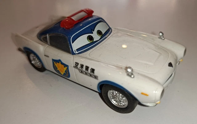 VOITURE MINIATURE 1/43 Finn McMissile Carrera Go Disney Cars Électrique ...