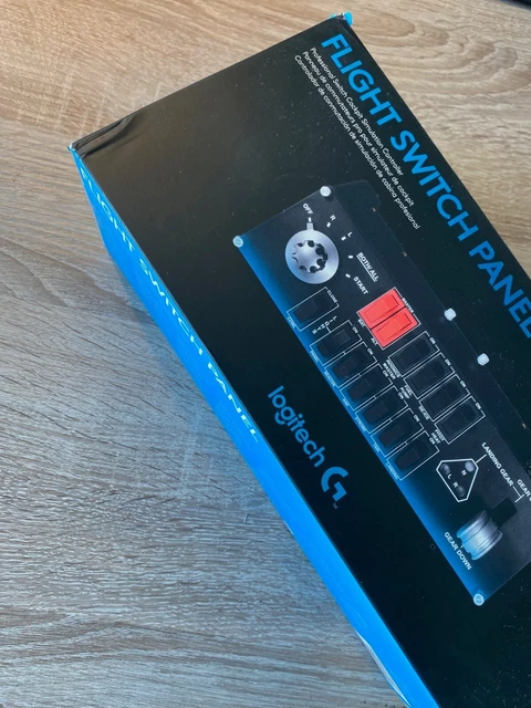 LOGITECH SAITEK PRO Professional Flight Switch Cockpit Simulator Panel ...