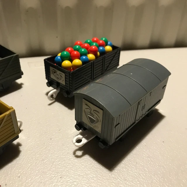 THOMAS THE TANK engine tomy trackmaster trucks x 5 job lot bundle £15. ...