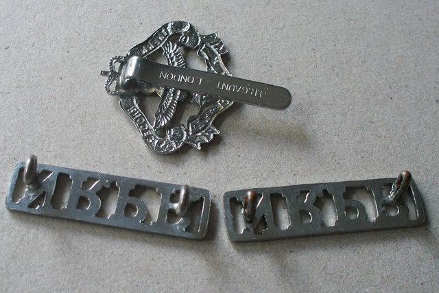 NORTHERN RHODESIA POLICE Reserve Cap Shoulder Titles Badges Q/C ...