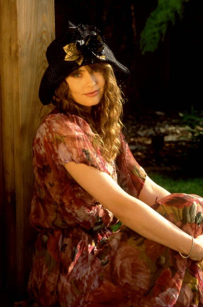 SHELL DANIELSON POSESIN LA circa 1988 She played the role of Laken- Old ...