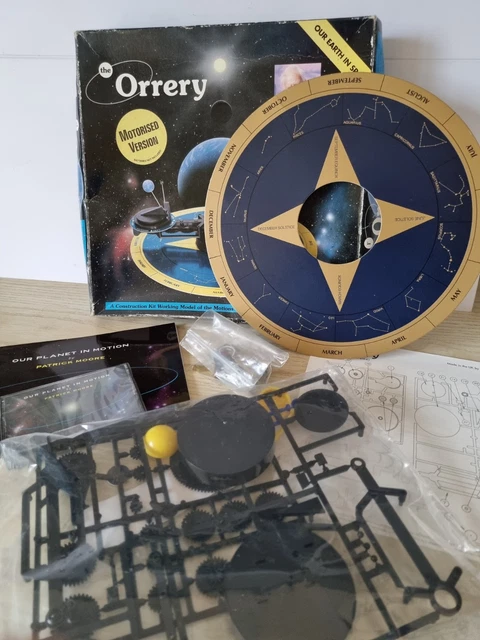 THE ORRERY MOTORISED Version - Our Earth in Space - Patrick Moore £35. ...