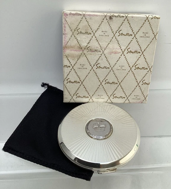QUEEN ELIZABETH II 1977 Jubilee Stratton Powder Compact W Original ...