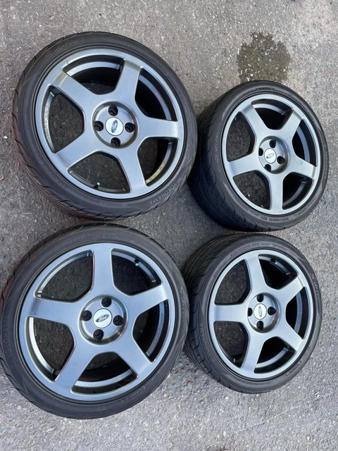 FORD FOCUS RS Mk1 Genuine Alloy Wheels Fitted With 225 40 18 Yokohama ...