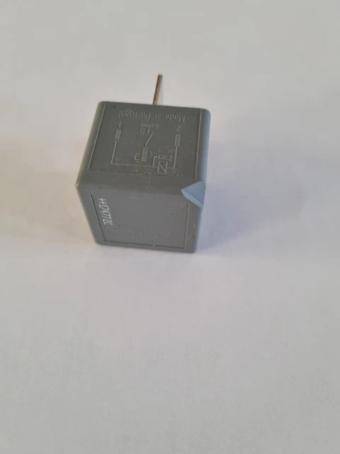 GENUINE LAND ROVER Range Rover Evoque (L551) Relay 70 Amp Mini 4 Blade ...