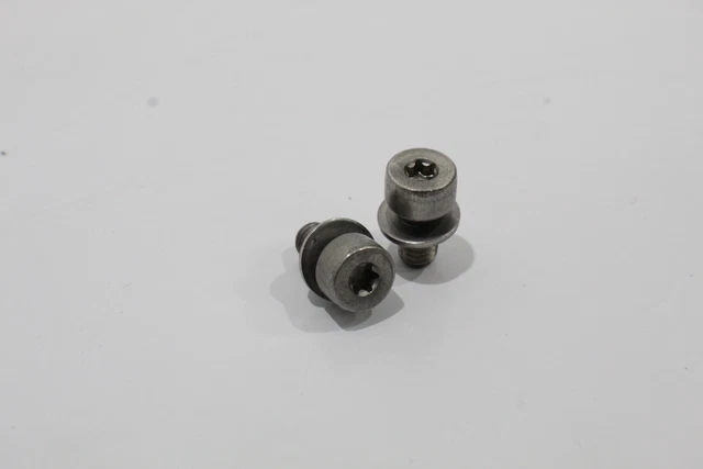 VW BEETLE 5C Diesel Fuel Filter Housing M5x9 Securing Bolt Screws New ...