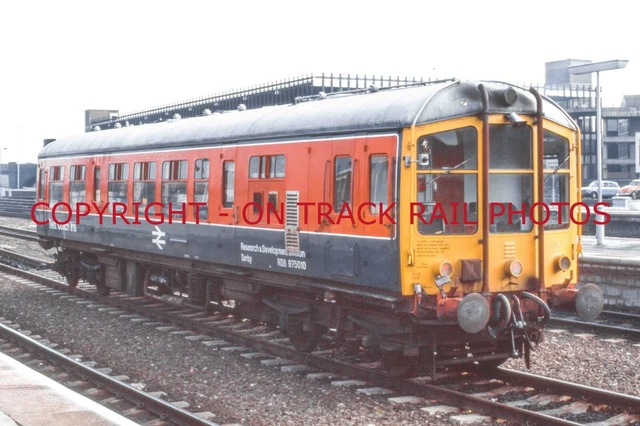 UK RAILWAY PHOTOGRAPH Of Dmu Rdb975010. Rmdmu1St-37 £1.58 - PicClick UK