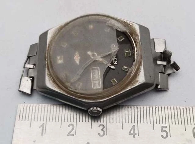 CITIZEN 8200 NON Working Watch Movement For parts & Repair Work O 35199 ...