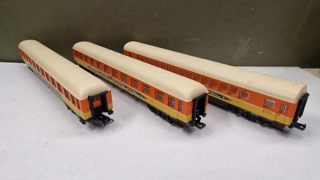(MARKS)LIMA X2 309187 & X1 309185 Appelpfeil Apple Arrow Coach Carriage ...