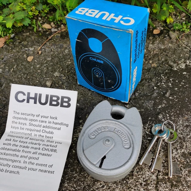VINTAGE CHUBB BATTLESHIP Padlock Lock Antique Collection Original Keys ...