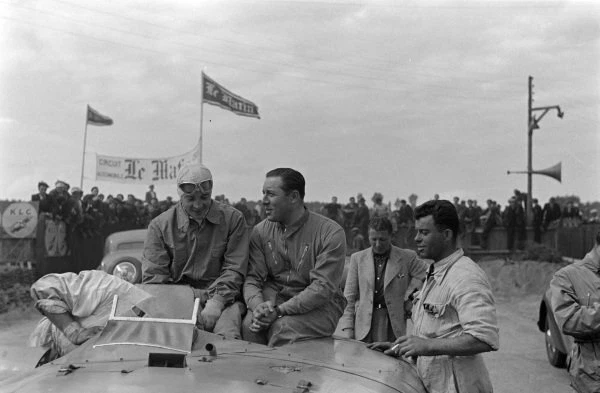 JEAN-PIERRE WIMILLE AND Pierre Veyron 1939 Motor Racing Old Photo 1 EUR ...