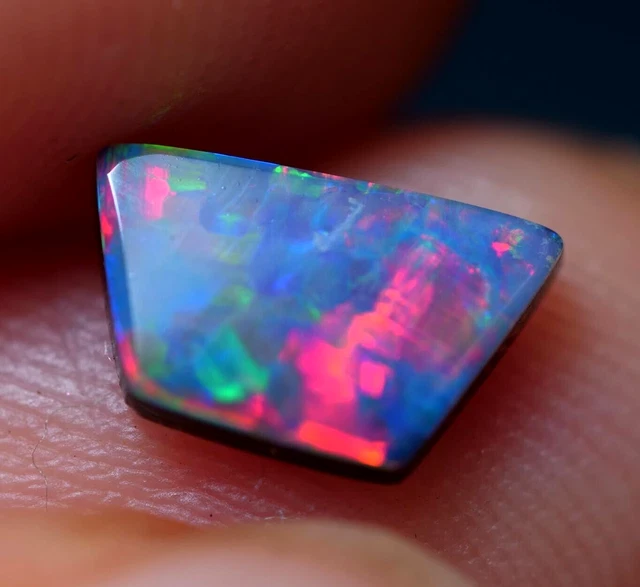 BEAUTIFUL NATURAL AUSTRALIAN Opal Doublet 7.5x4.5x1.5 mm EUR 58,09 ...