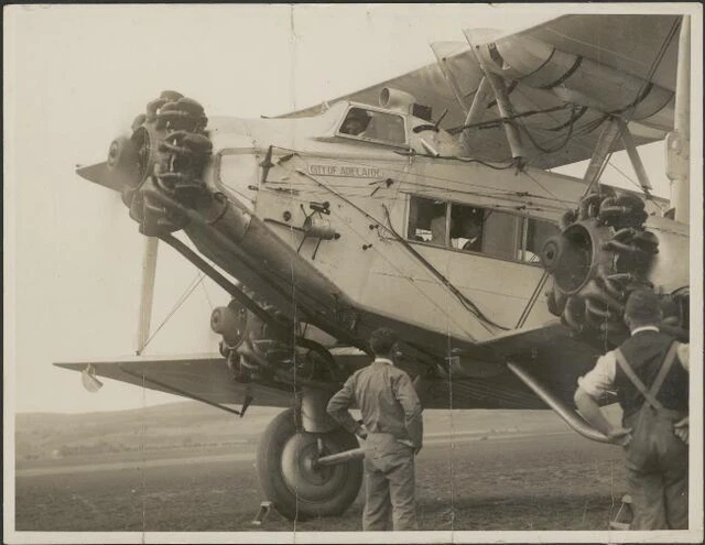 DE HAVILLAND DH 66 Hercules tri motor biplane 1929 AVIATION OLD PHOTO £ ...