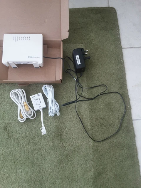 SAGEMCOM ROUTER MODEL 2704N Jlp. £5.99 - PicClick UK