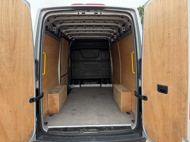 2022 VOLKSWAGEN CRAFTER 2.0 TDI CR35 Trendline Panel Van 5dr Diesel ...