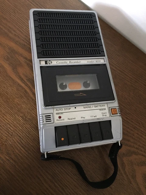 VINTAGE 1970S PYE Cassette Recorder - Mains/Battery Model No 9110 With ...