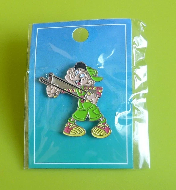 HAVEN HOLIDAY DJ Ned with his catapult stud Pin Badge charity £3.99 ...