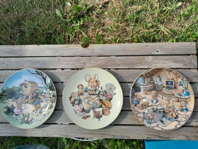 PENDELFIN ROYAL GRAFTON Limited Edition Collectors Plates 3X £14.99 ...