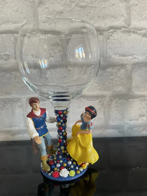 DISNEY SNOW WHITE & Prince Charming Figure Gin Glass xx £21.50 ...