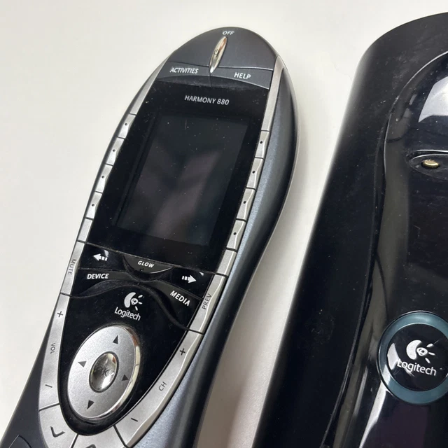 LOGITECH HARMONY 880 Universal Remote Control w/ Charging Dock & AC ...