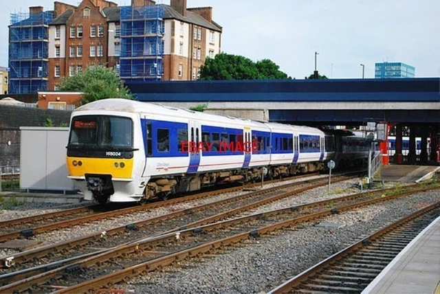 PHOTO CLASS 165 Network Turbo 2-Car Dmu No 165 024 Of Chiltern Railways ...