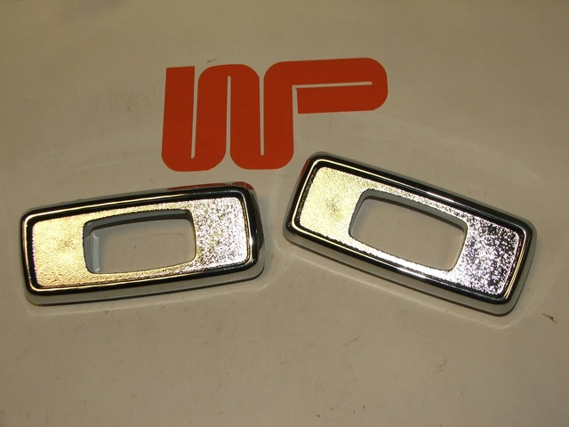 CLASSIC MINI - DOOR LOCK SURROUNDS in CHROME PLASTIC...Pair - CZH611 ...