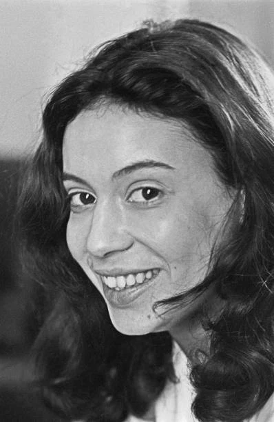 FRENCH ACTRESS BÉATRICE Romand UK 4th May 1973 OLD PHOTO $8.50 ...