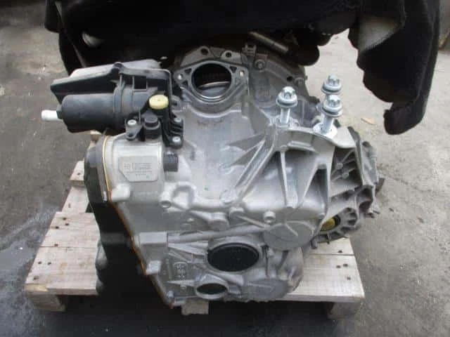 MERCEDES-BENZ CLA CLASS 2016 Automatic Transmission A2463703602 ...