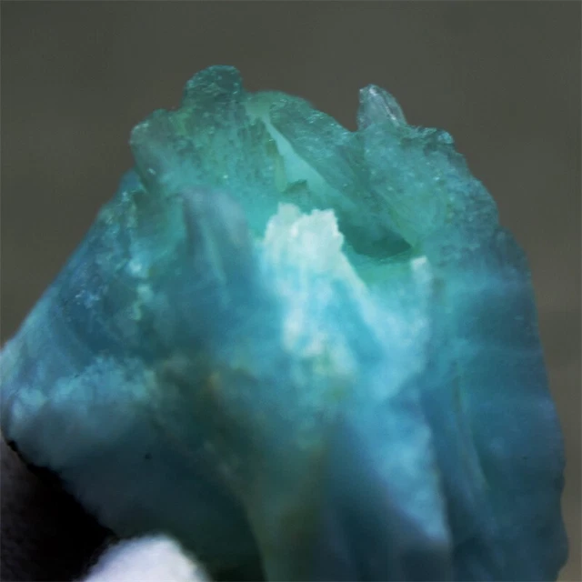 30G NATURAL RARE Blue Aragonite Mineral Specimen/China Yunnan EUR 21,14 ...
