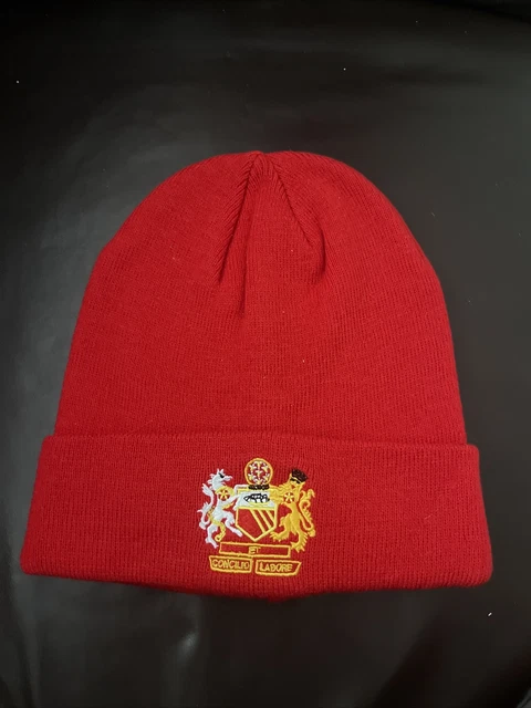 CONCILIO ET LABORE Manchester Coat Of Arms United Vintage Cuffed Bobble ...