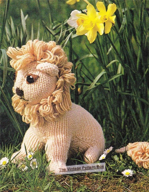 LION 25CM HEIGHT / 8ply or DK - COPY toy knitting pattern $5.50 ...