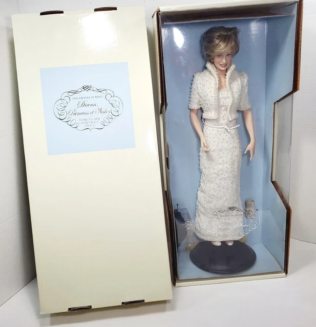 The Franklin Mint Princess Diana Of Wales Porcelain Portrait Doll White Dress Eur 5767