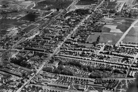 THE TOWN CENTRE Sittingbourne 1925 England OLD PHOTO $9.00 - PicClick AU