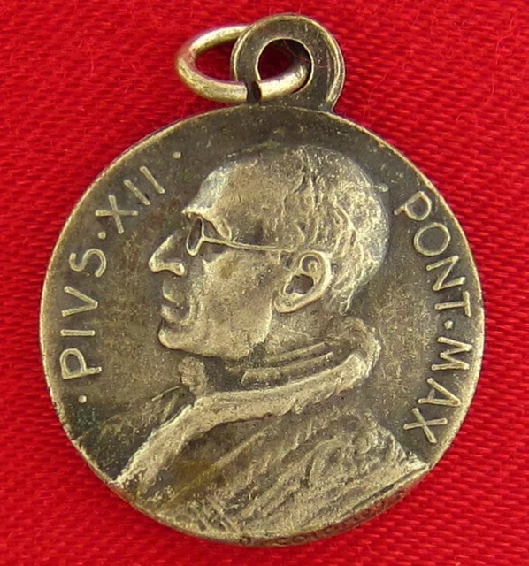 VINTAGE POPE PIUS XII Medal ROME ITALY SAINT PETER'S SQUARE Religious ...